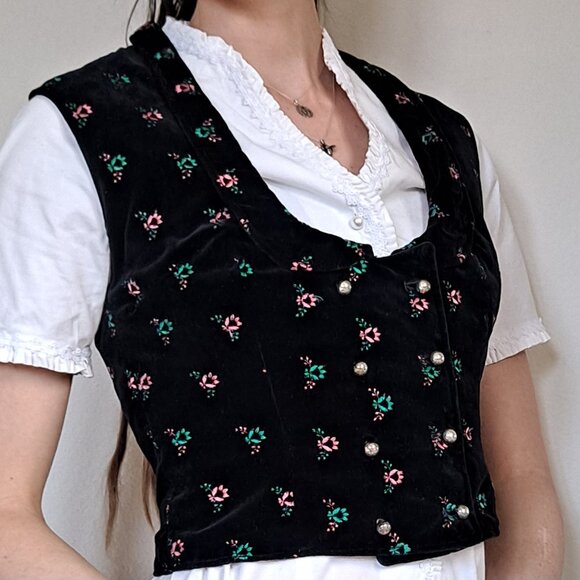 Original Lanz | Jackets & Coats | Vintage Velvet Floral Trachten Vest ...